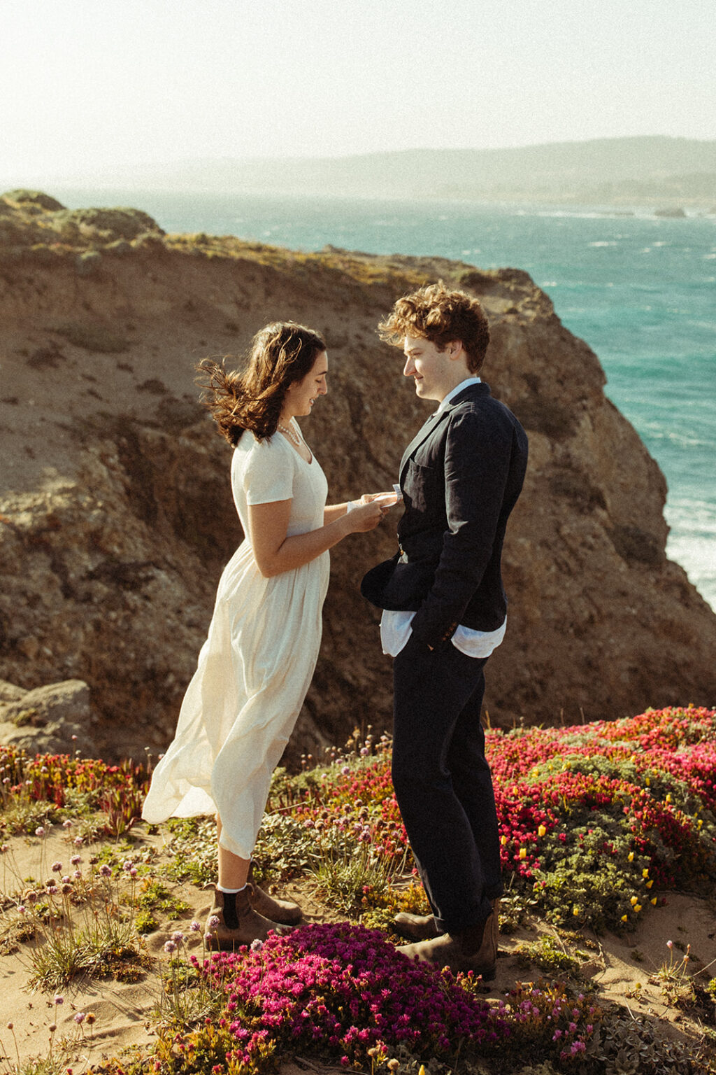 An Intimate & Casual Elopement in Sea Ranch, CA - megangoetzphotography.com