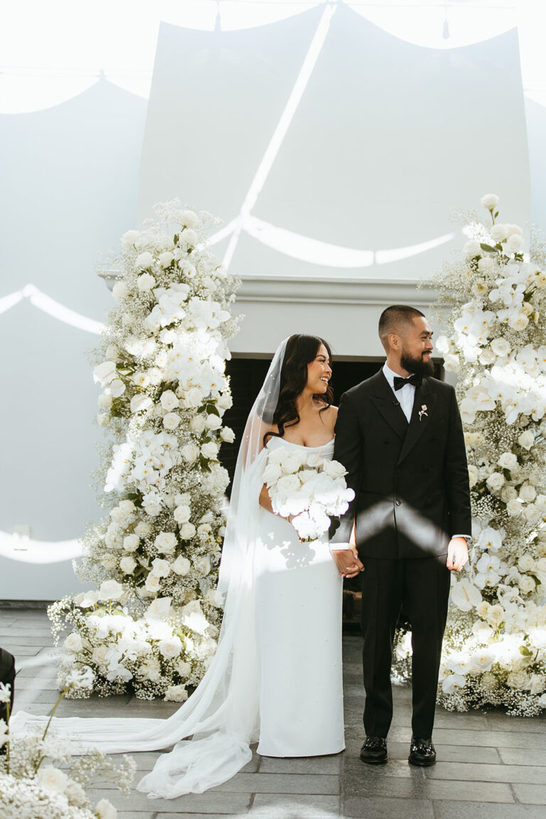 10 Tips For Getting Natural Candid Photos on Your Wedding Day